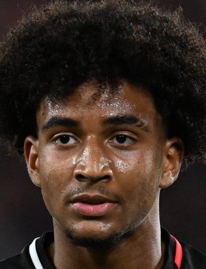 Jaden Dixon - Player profile 25/26 | Transfermarkt