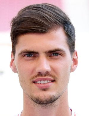 Pascal Stenzel - Spielerprofil 20/21 | Transfermarkt