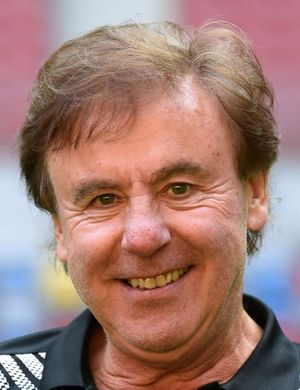 Dr. Alois Teuber - Perfil de entrenador | Transfermarkt