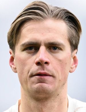 Alex Bass - Player profile 25/26 | Transfermarkt