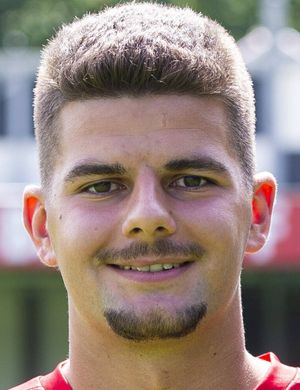 Niclas Thiede - Player profile 22/23 | Transfermarkt