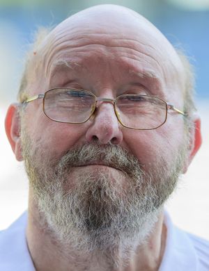 Peter Lindner - Manager profile | Transfermarkt