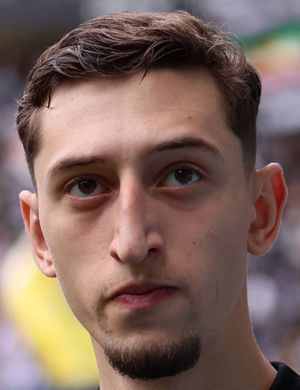 Jonas Rouhi - Player profile 25/26 | Transfermarkt