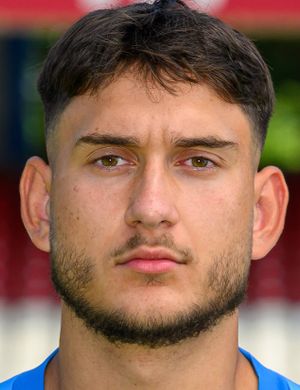 Robin Lisewski - Player profile 25/26 | Transfermarkt