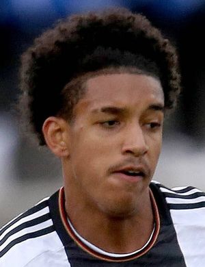 Francis Onyeka - Perfil del jugador 23/24 | Transfermarkt