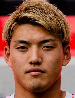 Japan und Iran erreichen Halbfinale bei der Asienmeisterschaft ...