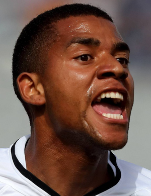 Neuer Stürmer für Burgan SC: Brasilianer Taylon unterschreibt Vertrag ...